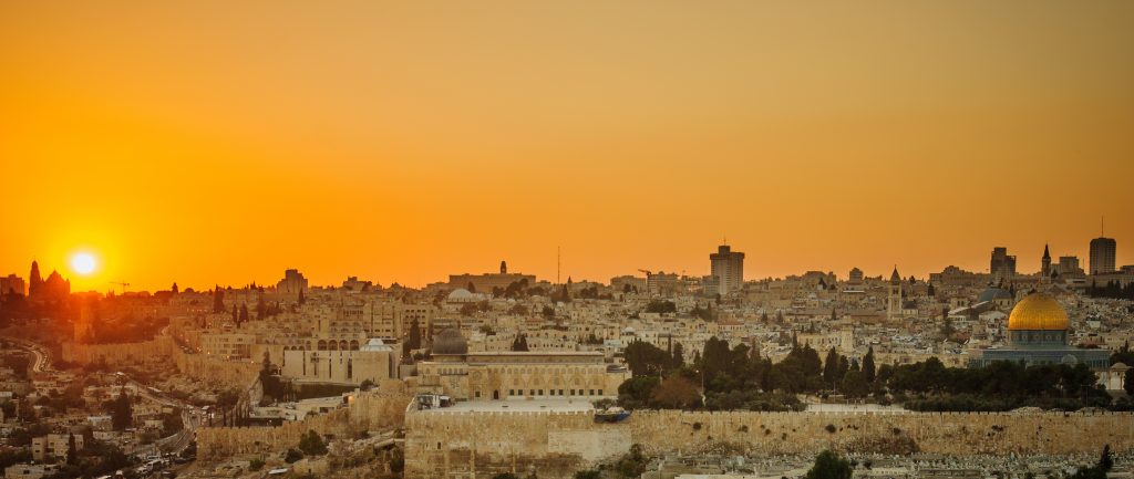 What’s the Truth about . . . "Walking Four Amot in the Land of Israel ...